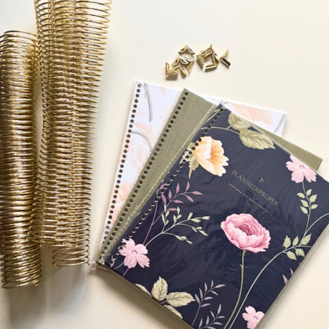 Emerald Linen Daily Planner – Planned and Proper